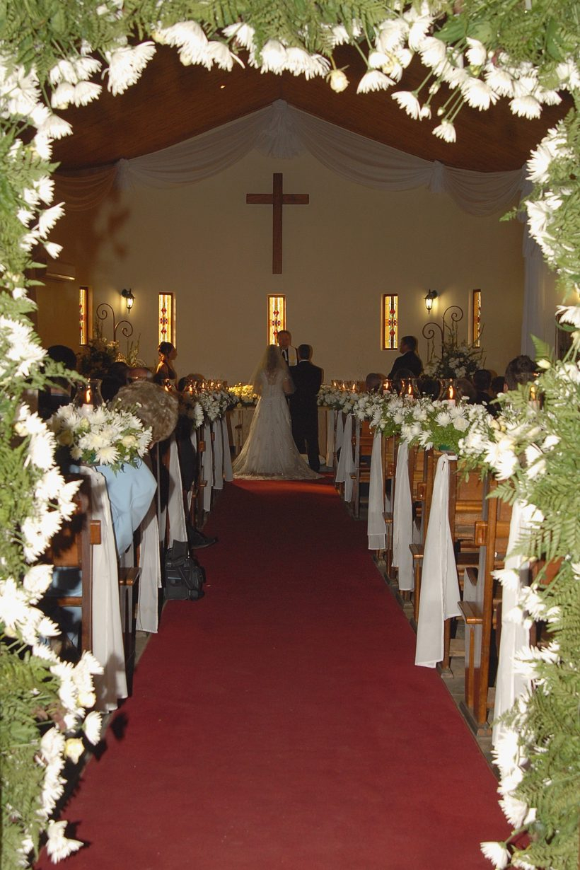 Elegant Photo of Wedding Chapel Decorations - regiosfera.com