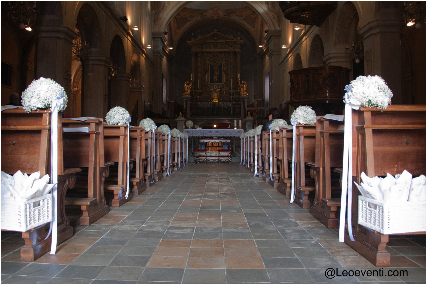 Elegant Photo of Wedding Chapel Decorations - regiosfera.com